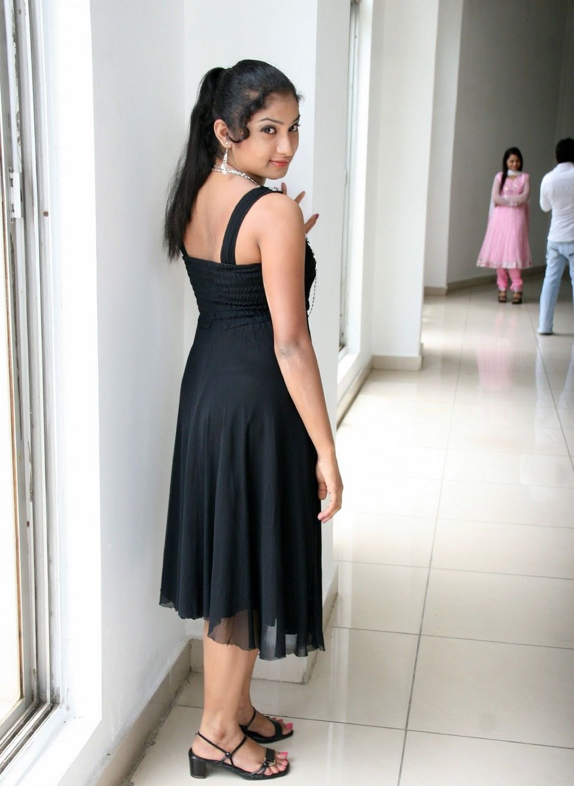 Mohana Priya Latest Hq Stills - Hot PHOTOSHOOT Bollywood, Hollywood ...