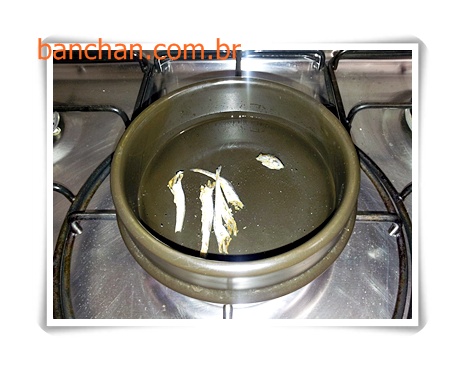 Vamos fazer kimchi-tigue e galchi-gui?