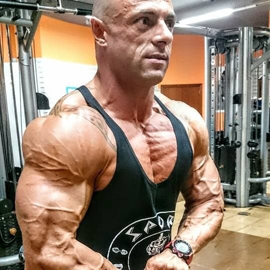 Jorge Fernandez Domínguez ~ Culturismo total