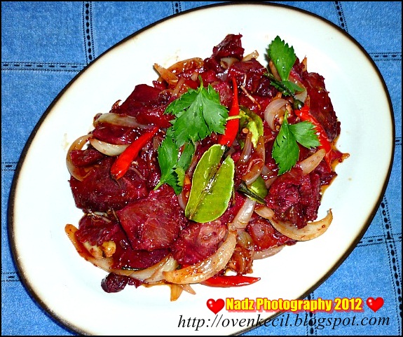 CUTE OVEN, SMALL KITCHEN: DAGING MASAK MERAH