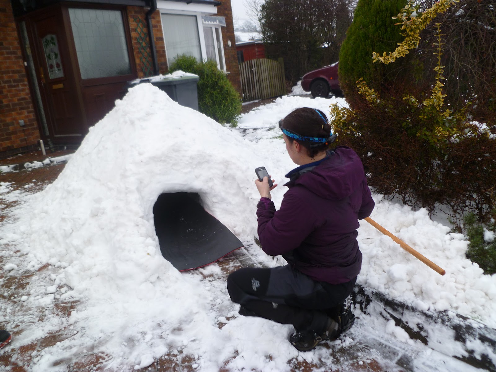 Running Delights: Snow Shelters
