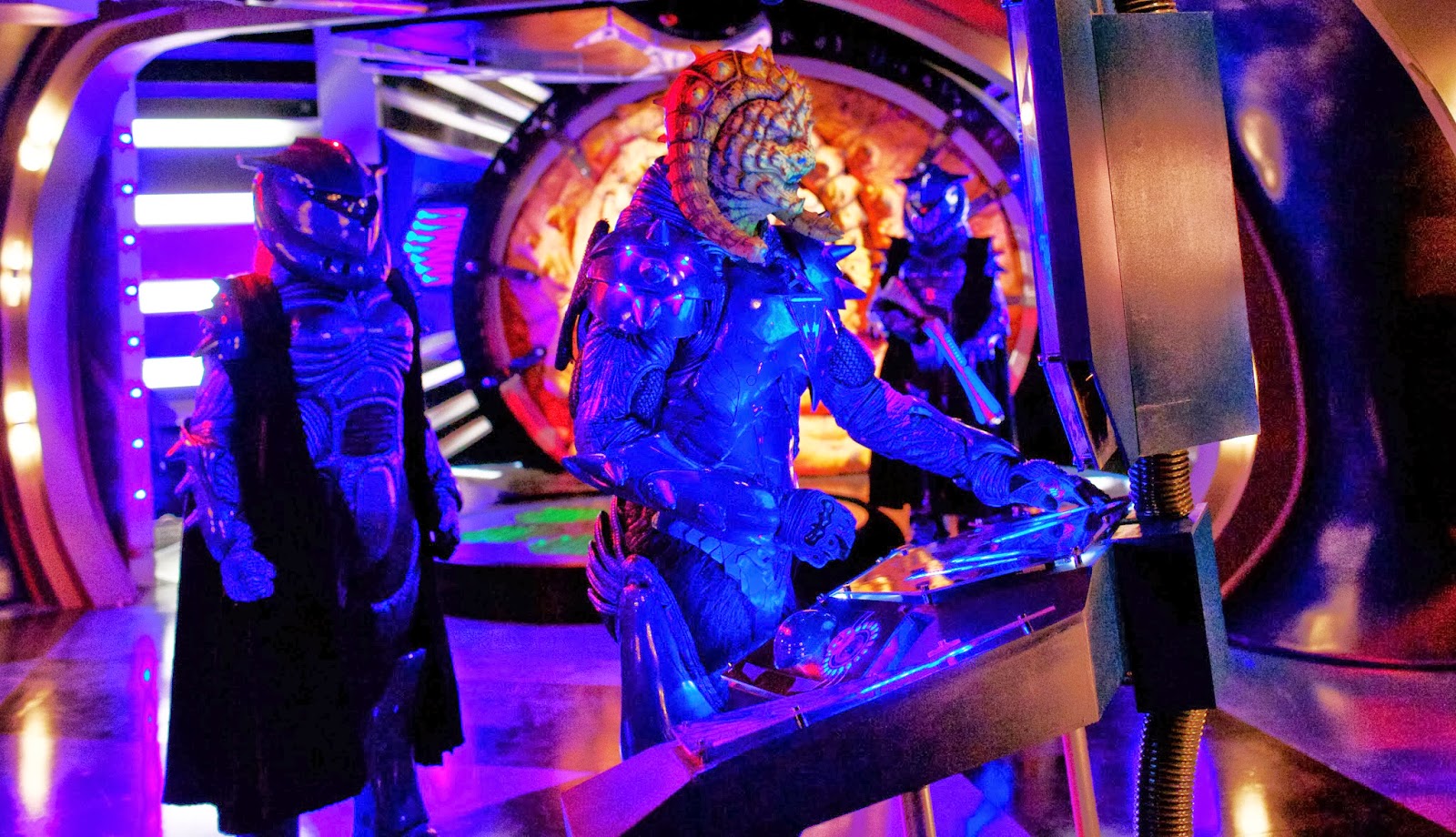 Wizards Vs Aliens: Behind the scenes pics