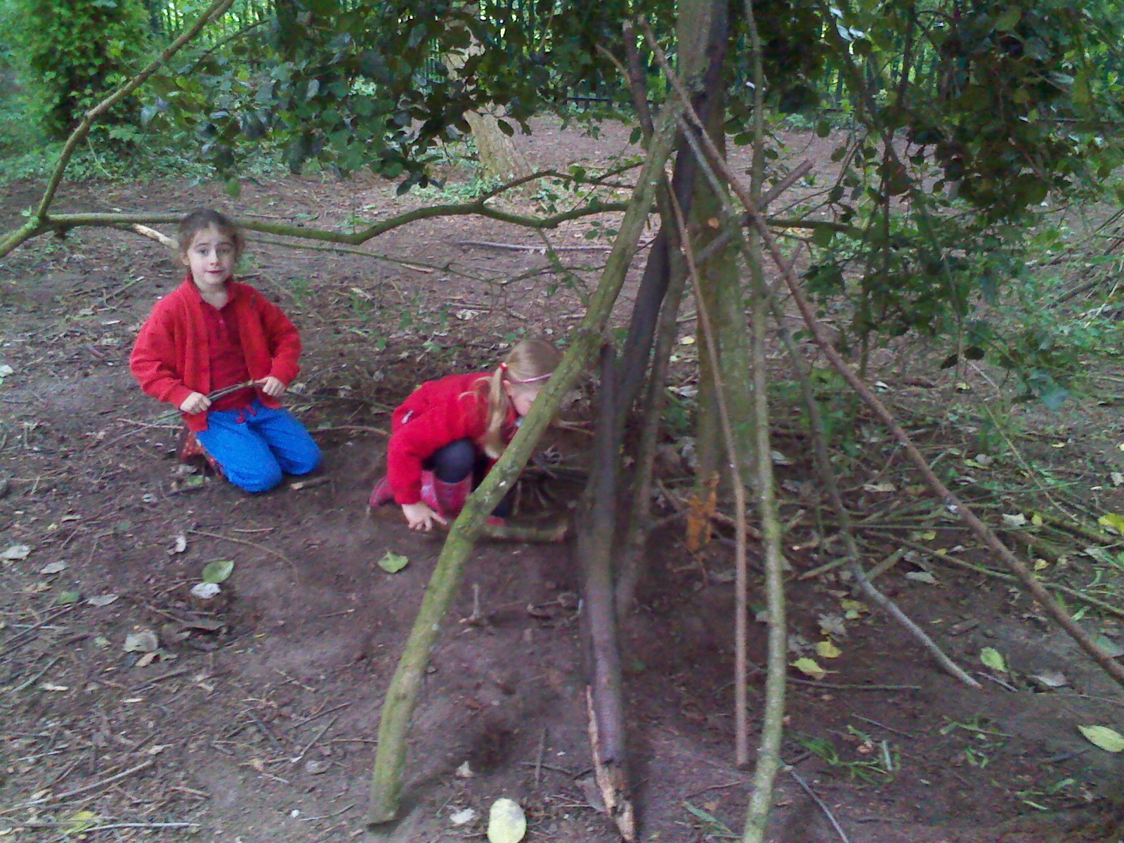 Wheelock Primary School: Our den by Ashley, Meabh and Phoebe in Year 1