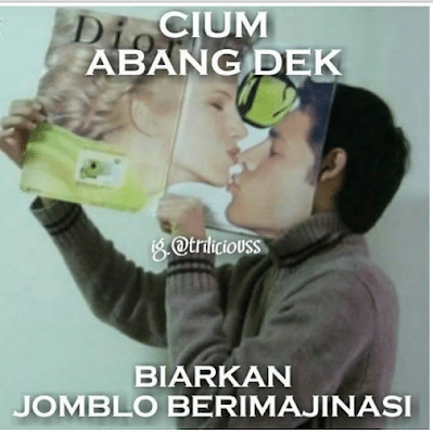 20 Meme Imajinasi Para Jomblo