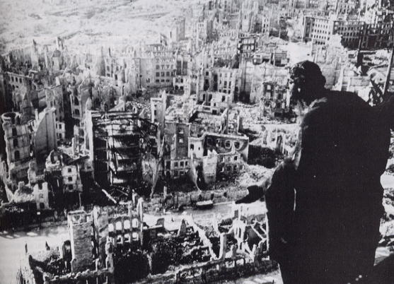 a WW2 bomb has been found in Munich today : pics