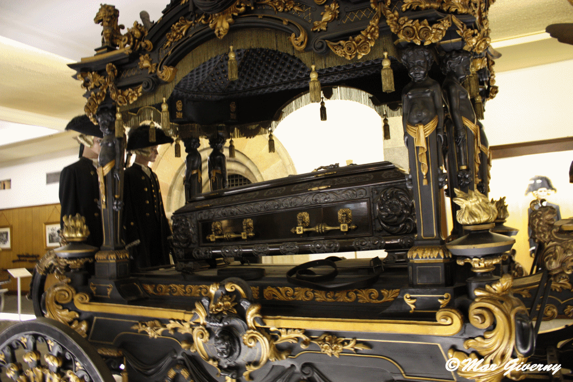 loveisspeed.......: Funeral cars ......