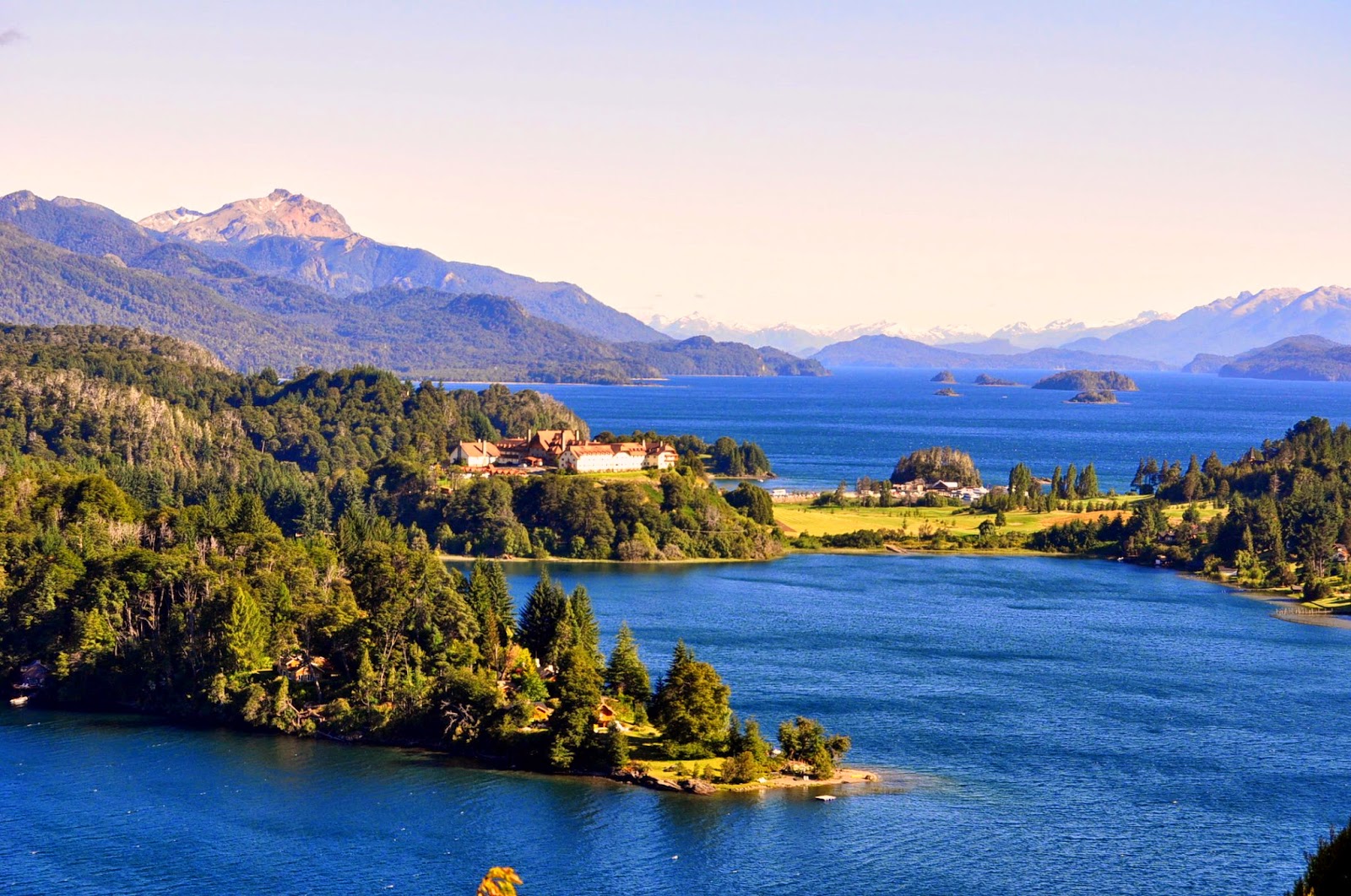 Viajero Turismo: Bariloche: Rafting y paisajes de ensueño en Argentina