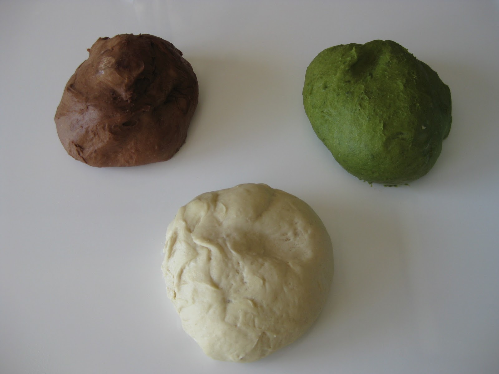 BAKED WITH LOVE.: PAN TRICOLOR