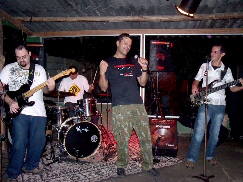 Jornal Impacto Cultural :: By Lúcia Alves: V8 BANDA TERMOSFERA ABRIL 2011