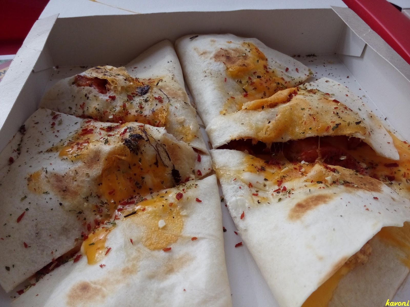 kavoniho žrádlo: Chizza Pepperoni a Chizza Italiana, KFC