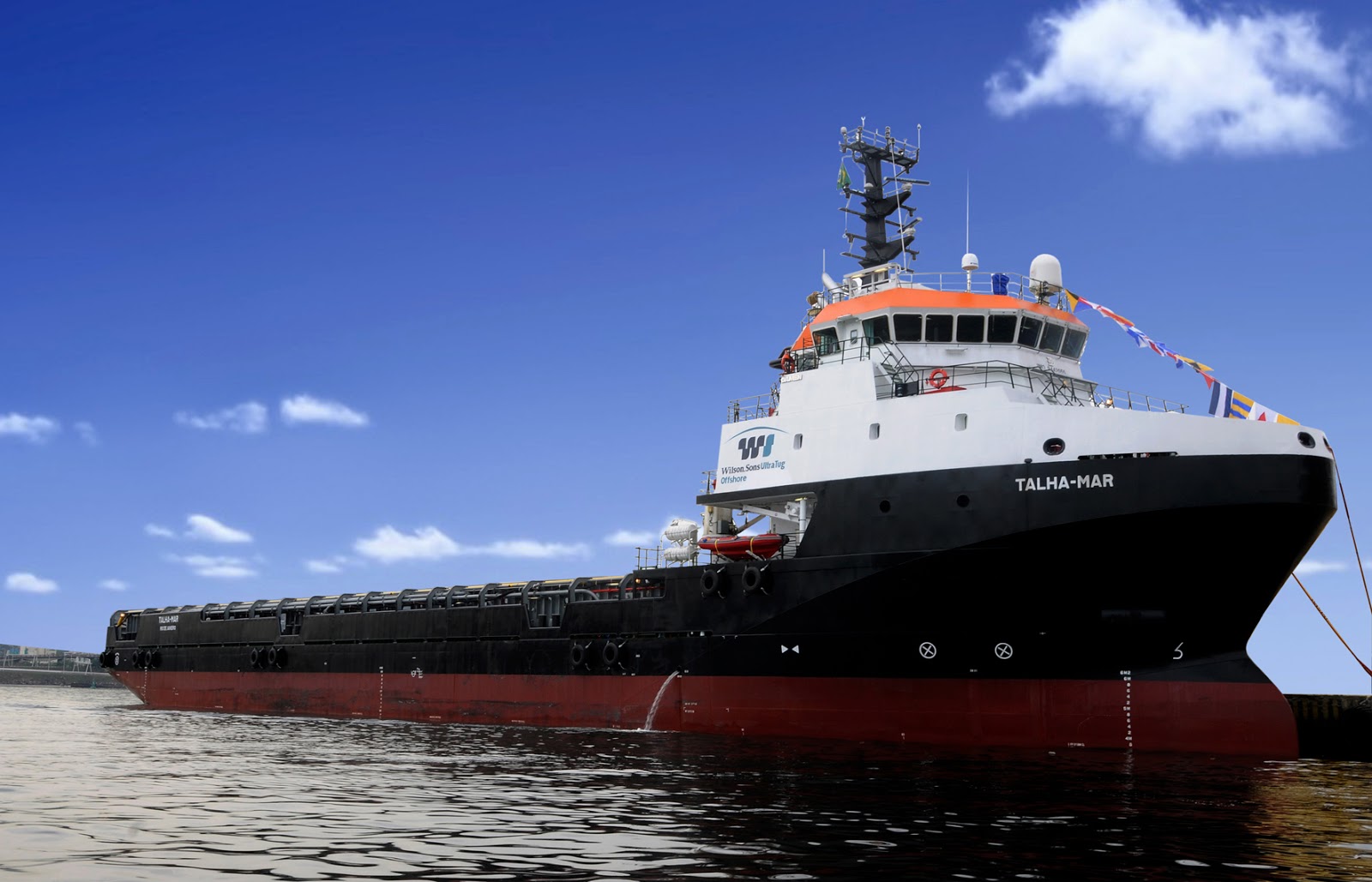 NAVIOS AHTS E PSV DO PORTO DE MACAE-RJ-BRASIL (IMBETIBA) E (FUTURO ...