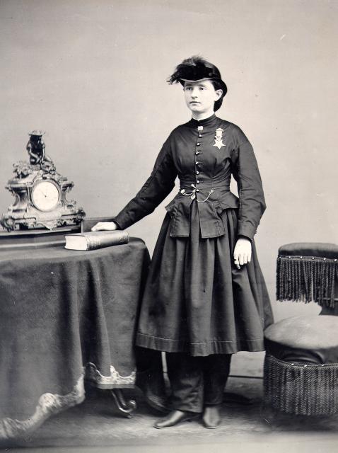 I LIKE the things I LIKE!: Dr. Mary Walker statue