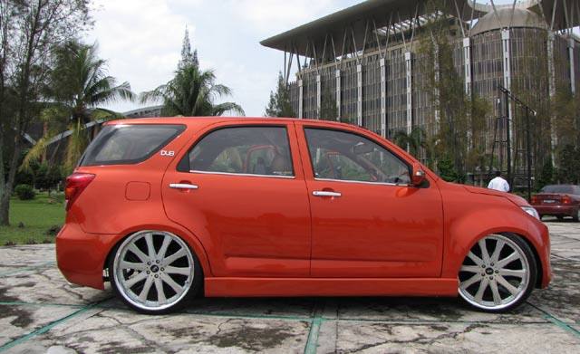 Modifikasi Blog: Modif Toyota Rush ceper