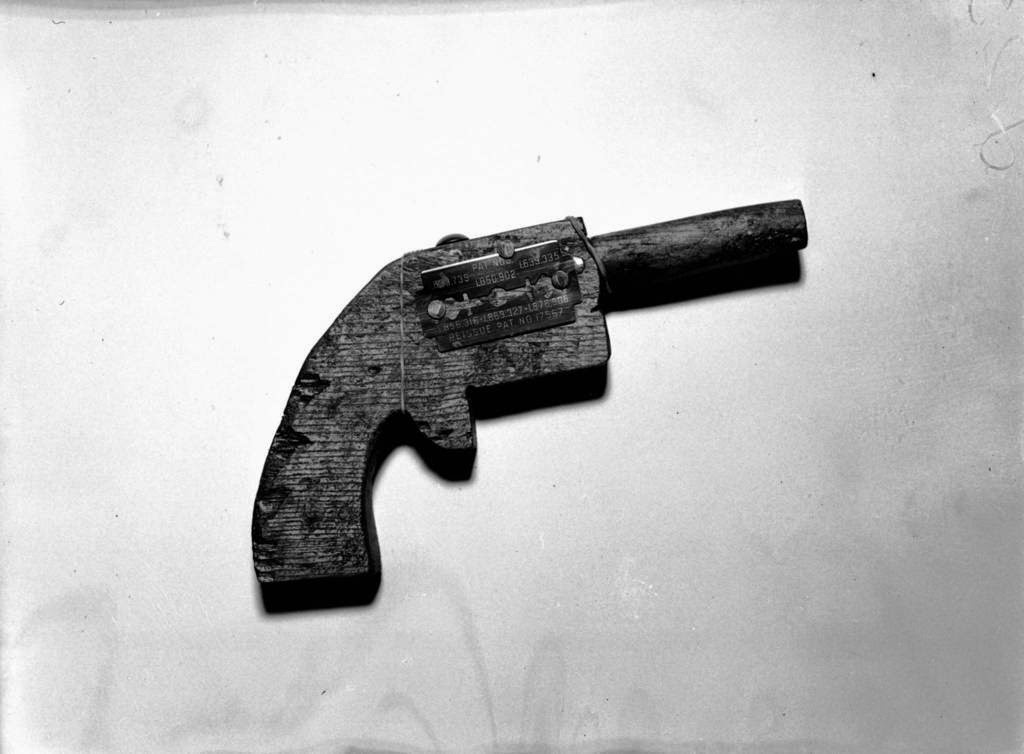 Story of The Notorious John Dillinger in the 1930s Through Pictures ...