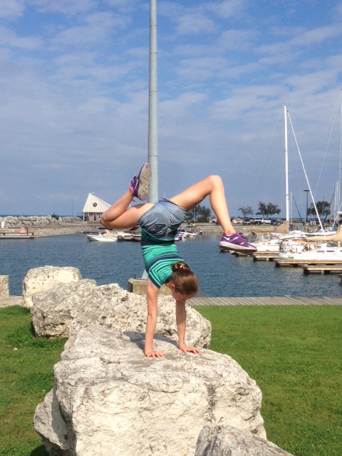 Oakville Gymnastics Club Acrobatic Gymnastics Team: Summer handstand ...