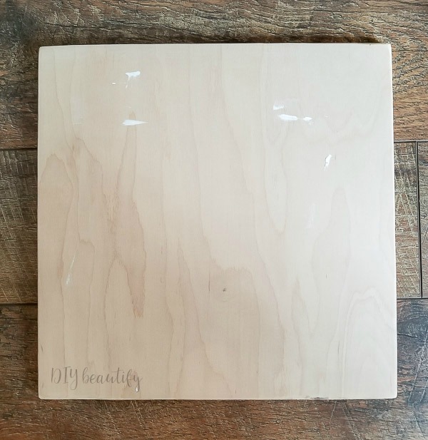 How to Distress Shiny Craft Vinyl for Vintage Signs - DIY Beautify ...