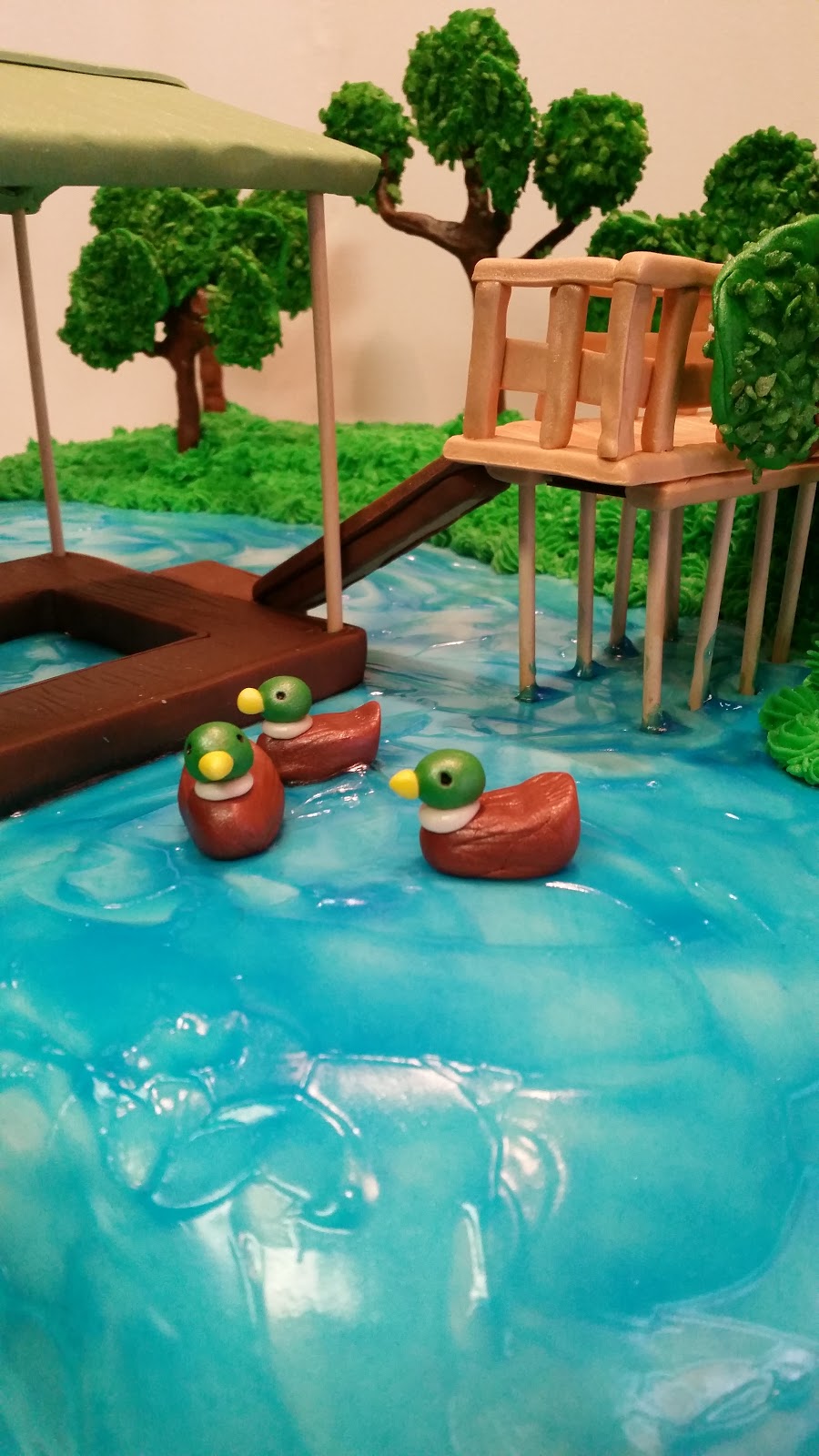 MyMoniCakes: Moon lake replica cake with pontoon boat and jet ski