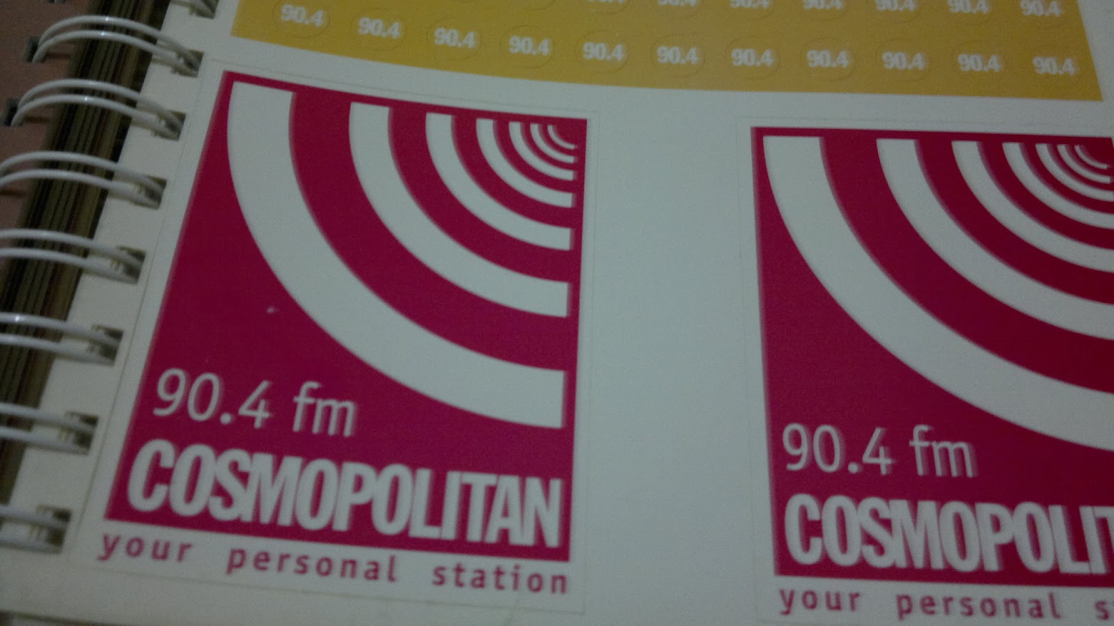 Radio Branding Materials: Sticker | 90.4 Cosmopolitan FM (awal 2000an)