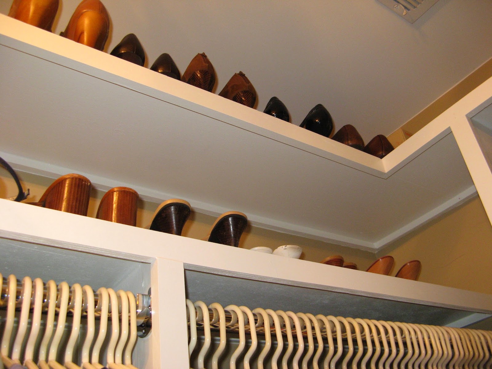 Susan Snyder: CLOSET ORGANIZING TIPS