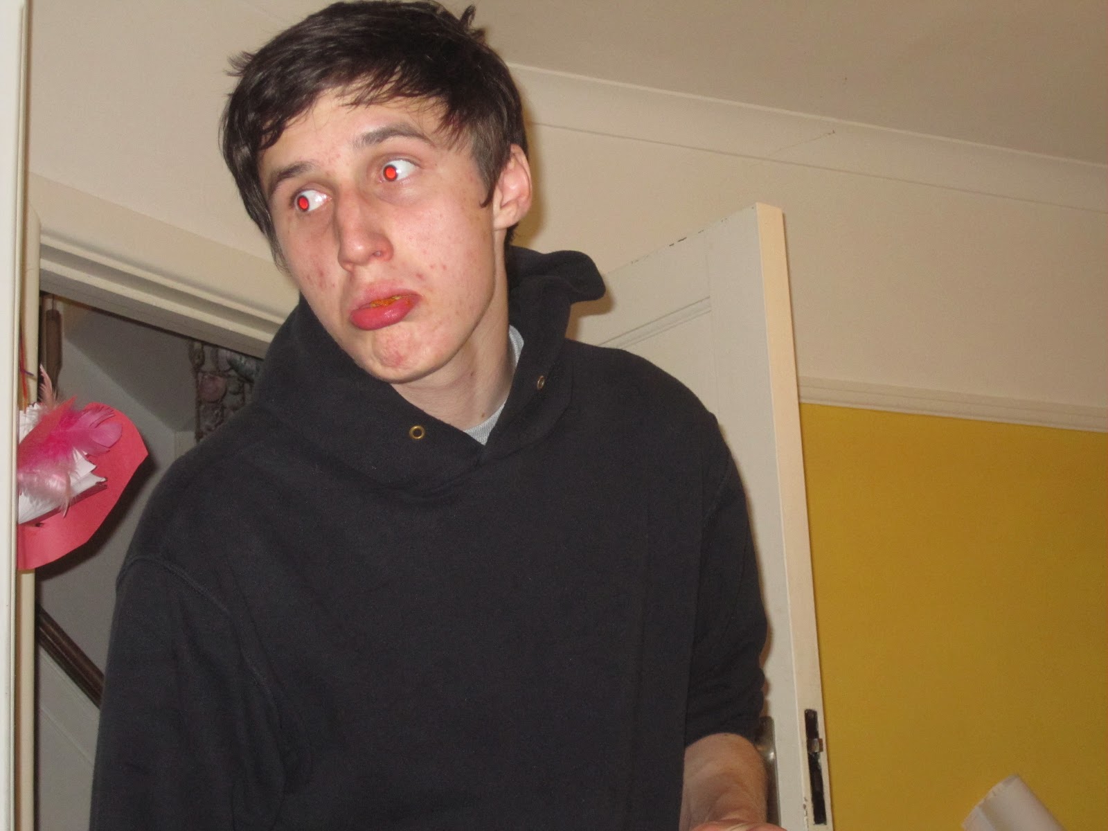 Retard face.: August 2011