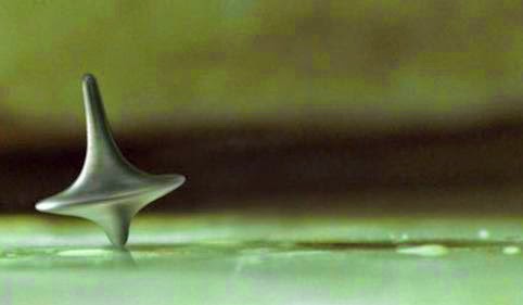 Enroque de ciencia: La peonza y el aire (o su ausencia)