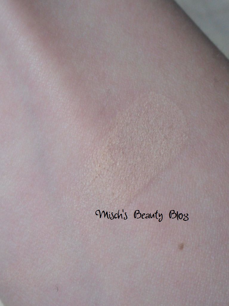 Misch's Beauty Blog: Review: Catrice Geometrix LE Translucent ...