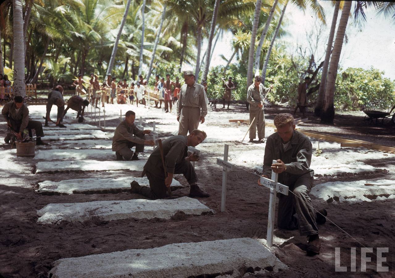 Rare Color Photographs of American Troops on Tarawa Atoll, Gilbert ...