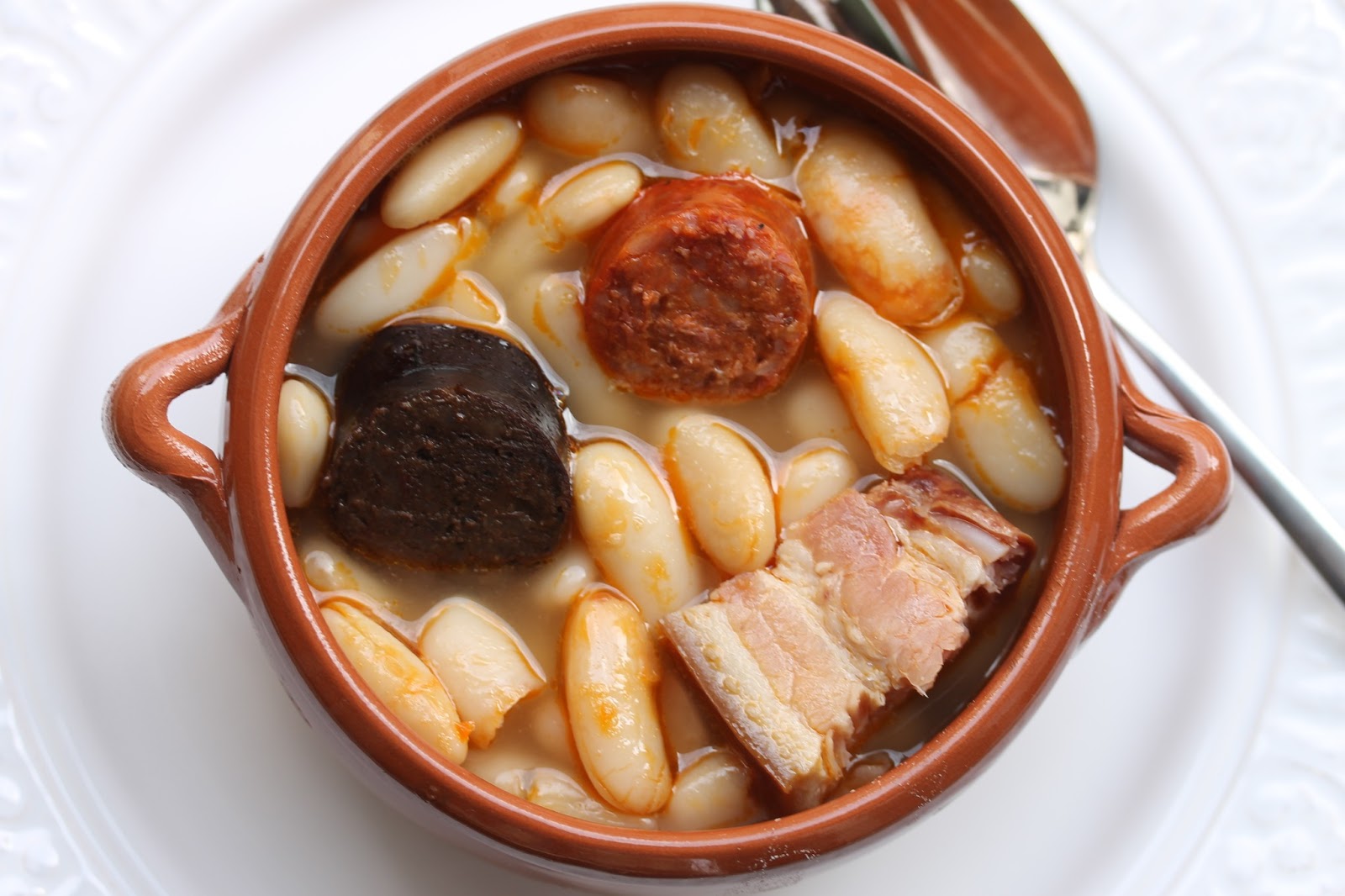 Bocados Caseros: FABADA O FABES (RECETA CASERA ASTURIANA)