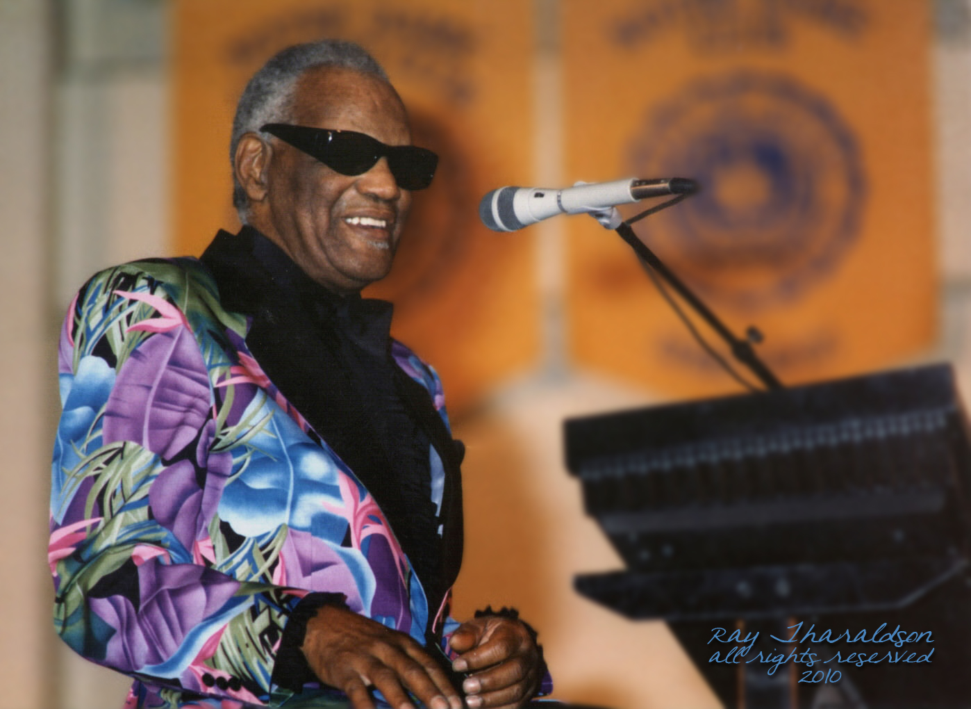 WRLTHD: Ray Charles; The Force That Lights A Room