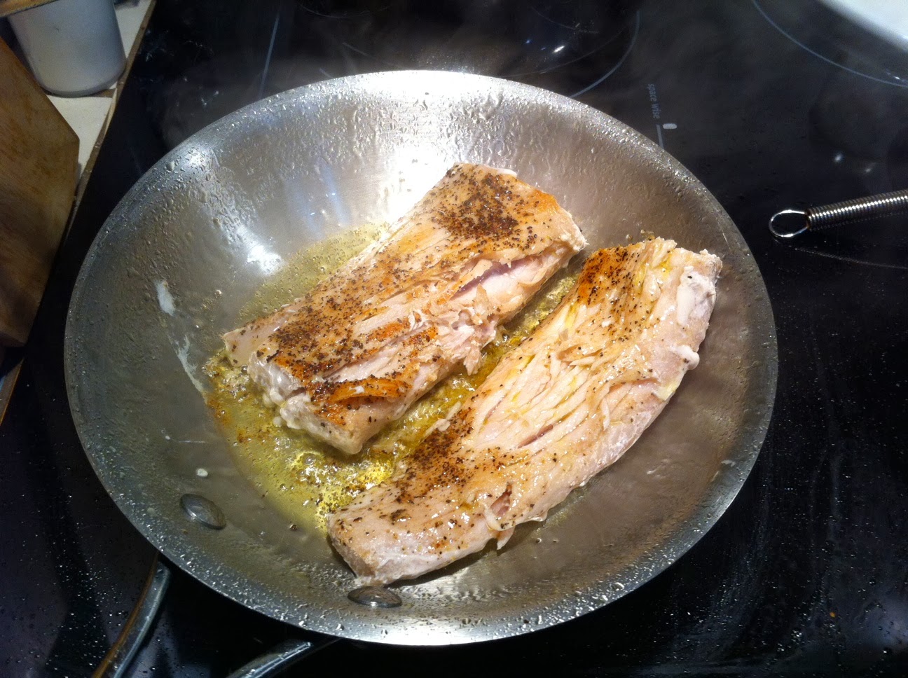 Tickled Pink in the Rain: Gourmet Meals and Convenience- Peach Dish Review