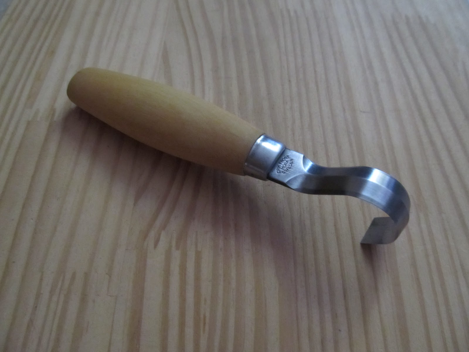 O Aventureiro: Mora Carving Full Curve Knife