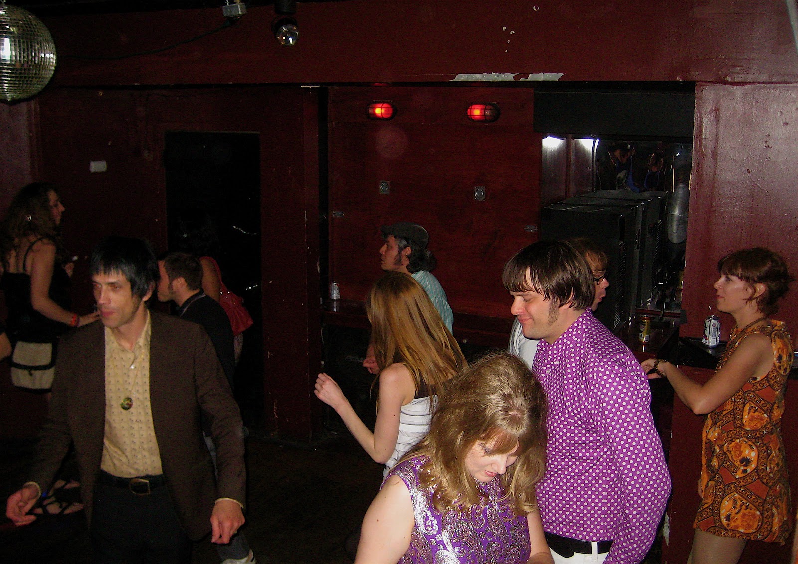 Parka Avenue: The End Of An Era: The Last Of MODchicago’s Our Way Of ...