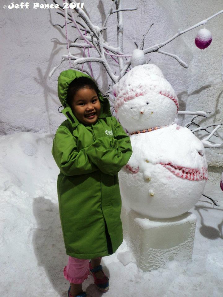 Bisayang Manlalakbay around the Philippines: Snow Village at Manila ...