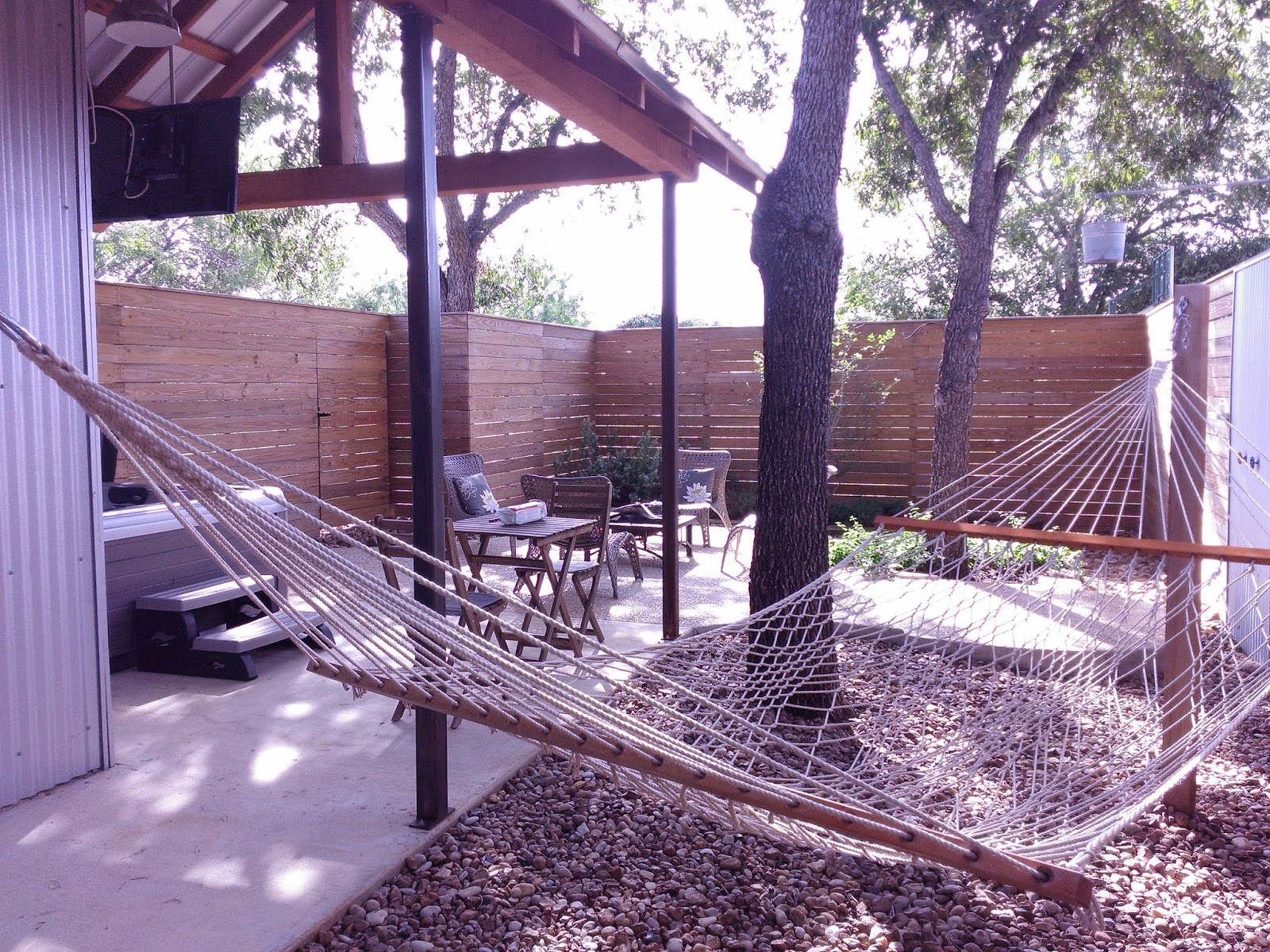 Peace, Love, and All The Good Stuff: HILL COUNTRY JUNKIN'