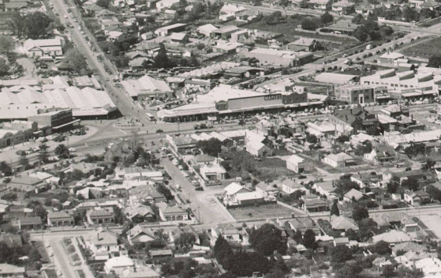 Old Dandenong: Aerial view of Dandenong in the 1950's,