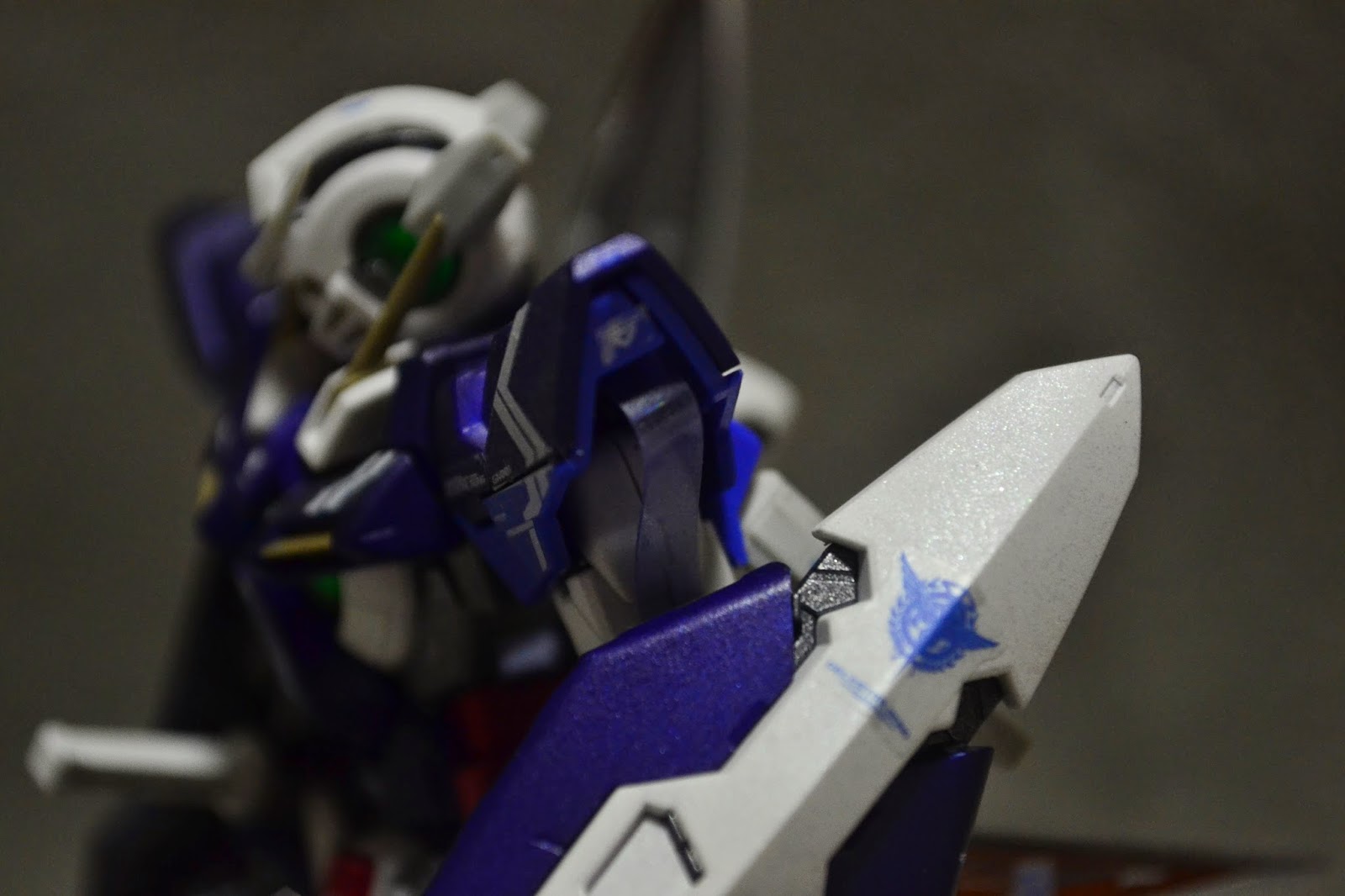 Gunplanerd: Kit Insight: RG 1/144 GN-001 Gundam Exia (Painted Build)