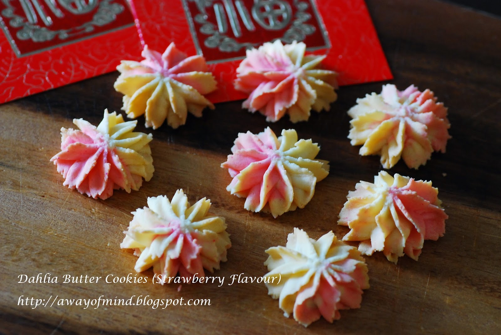 Awayofmind Bakery House: Dahlia Butter Cookies with Strawberry Flavour ...