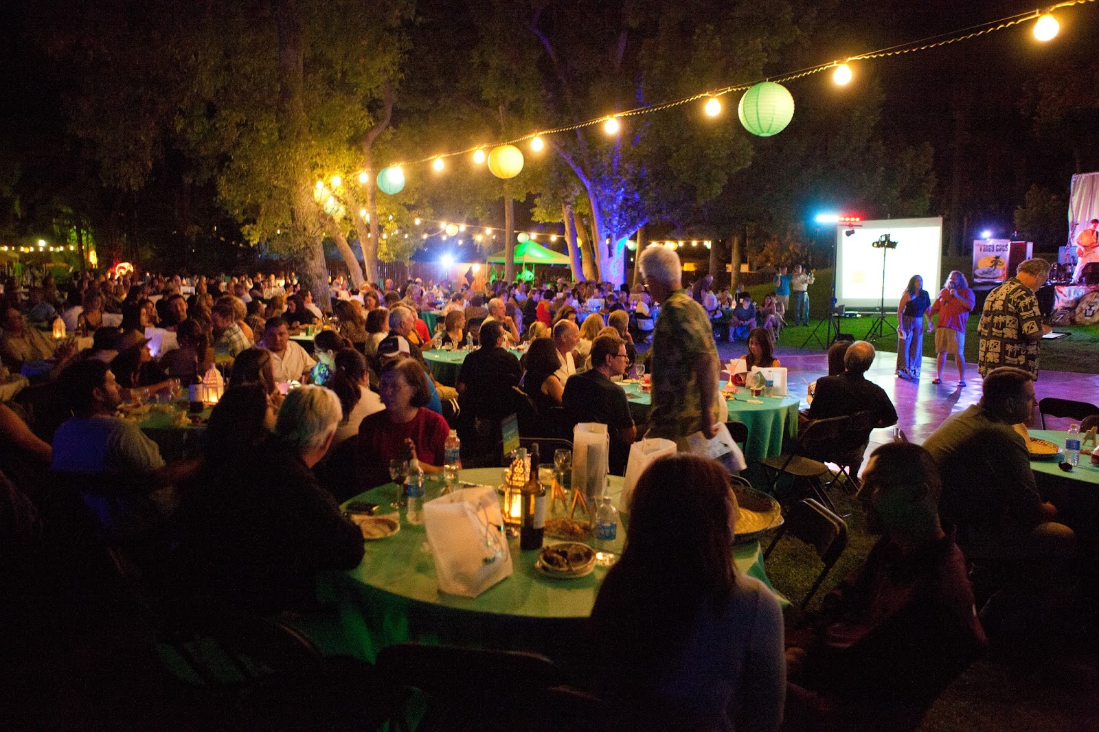 Fresno Chaffee Zoo: Safari Night (21+)