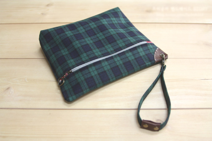 Easy Wrist Strap Tutorial ~ DIY Tutorial Ideas!