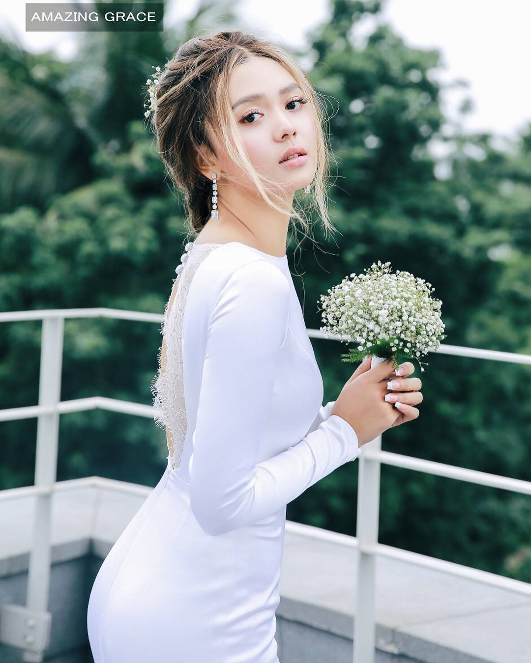 Shwe Hmone Yati Biography