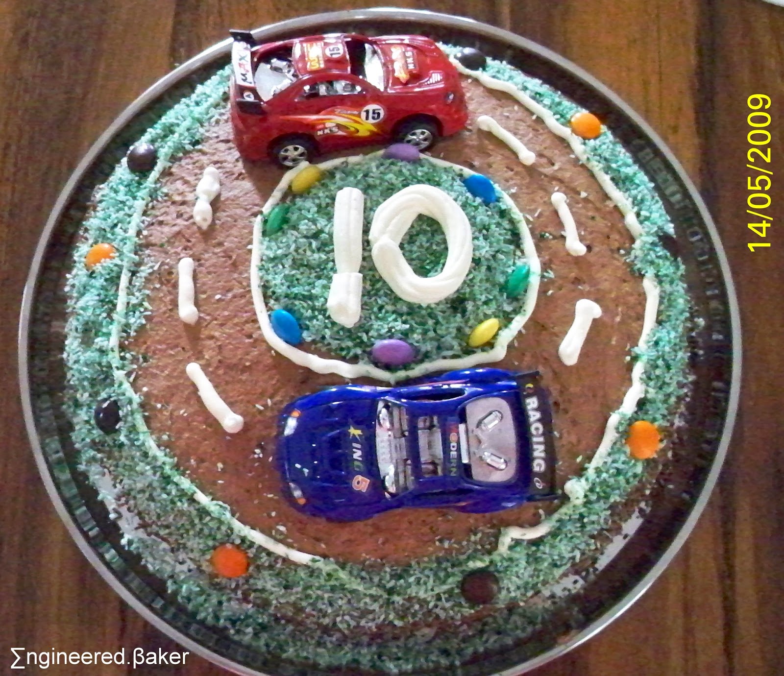 The Engineered Baker: Throwback Thursday 2.0 : The "Race Track" Cake