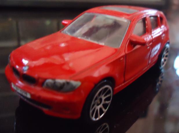 Cars.In.Boxes: MAJORETTE'S BMW 1 SERIES