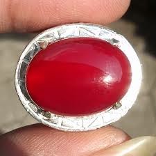 Mengenal dan Manfaat Batu Giok Merah