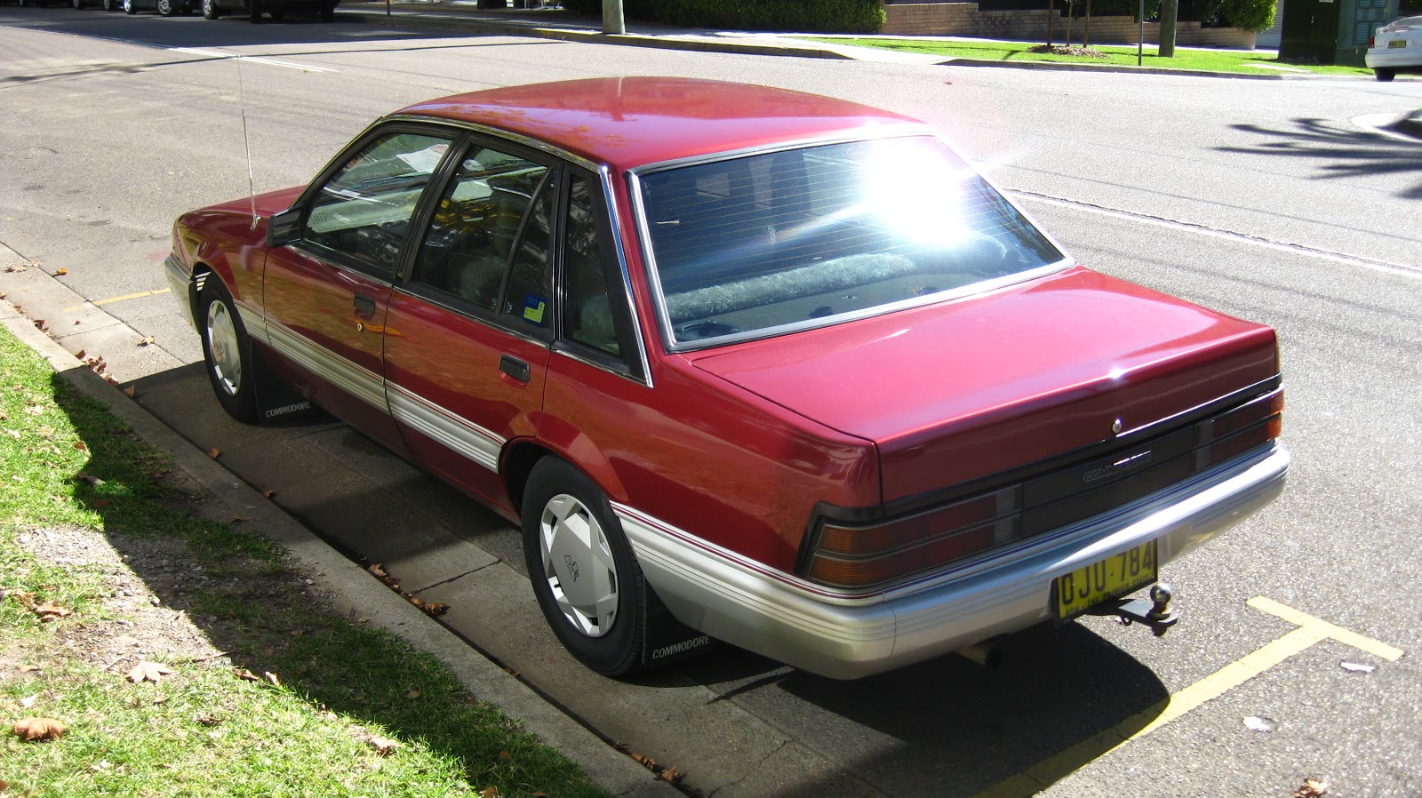 Aussie Old Parked Cars: 1987 Holden VL Commodore Berlina Sedan
