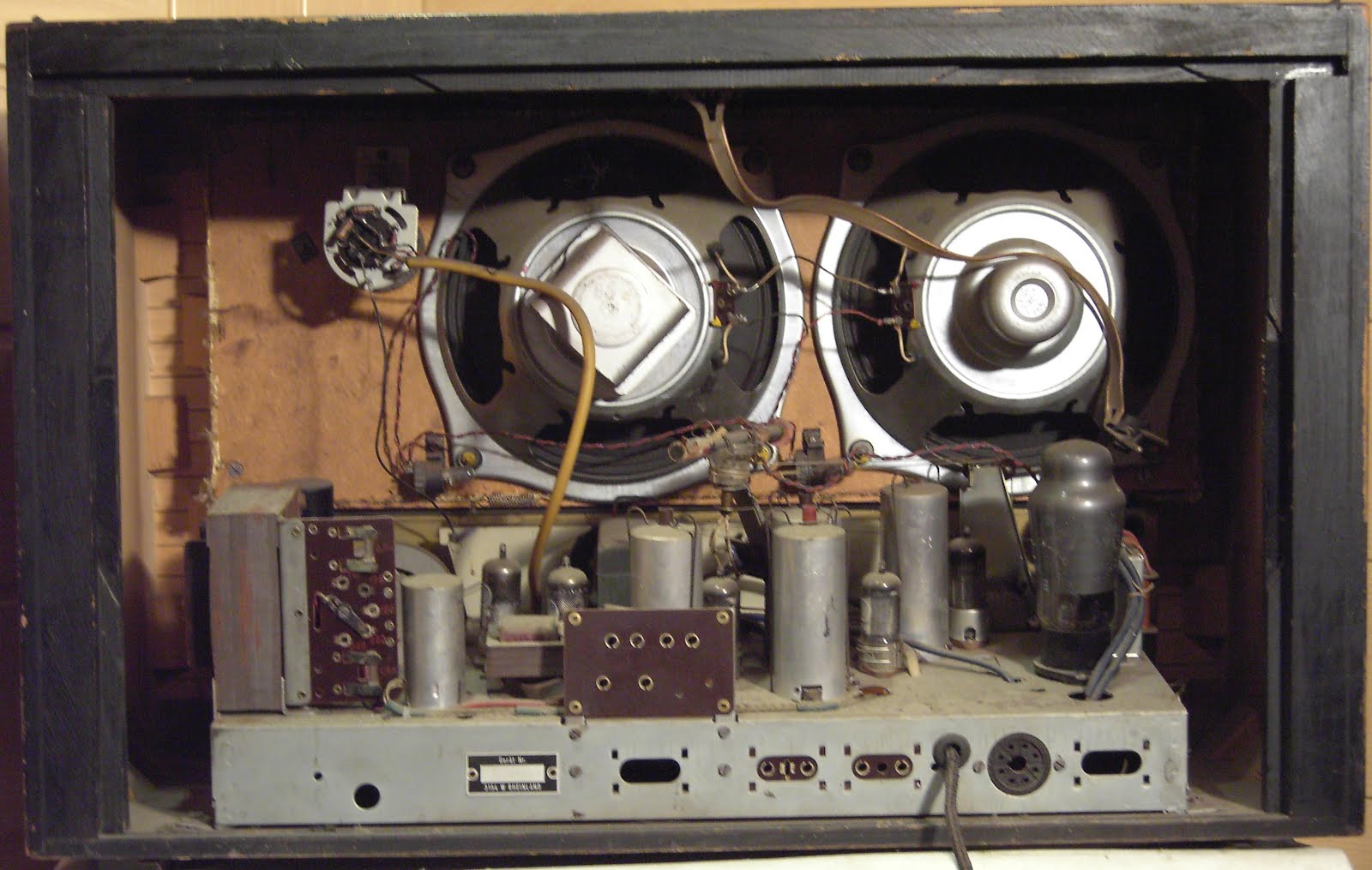 Nobbys Dampfradio-Sammlung: LOEWE-OPTA Rheinland