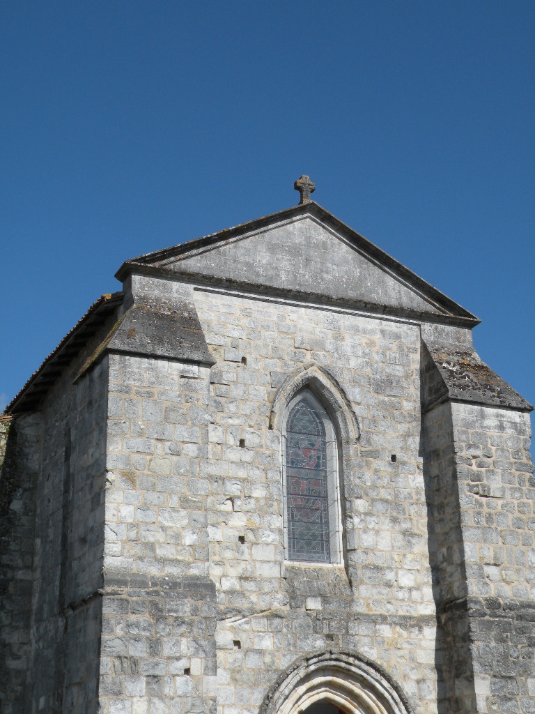 Balades dans les Charentes : Brossac et son église