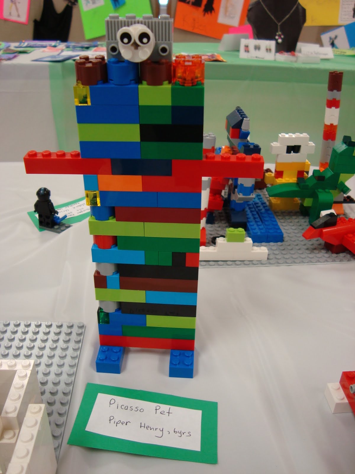 Wiggle, Poke, Giggle, Zoom: LEGO Art Class Curriculum 2018