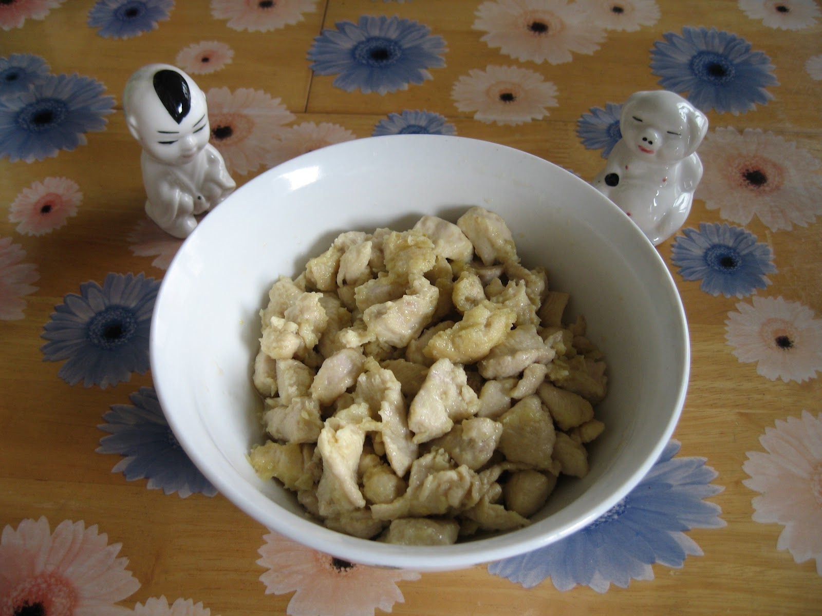 Sumptuous Flavours: Chicken White Meat Fried With Shallots & Ginger