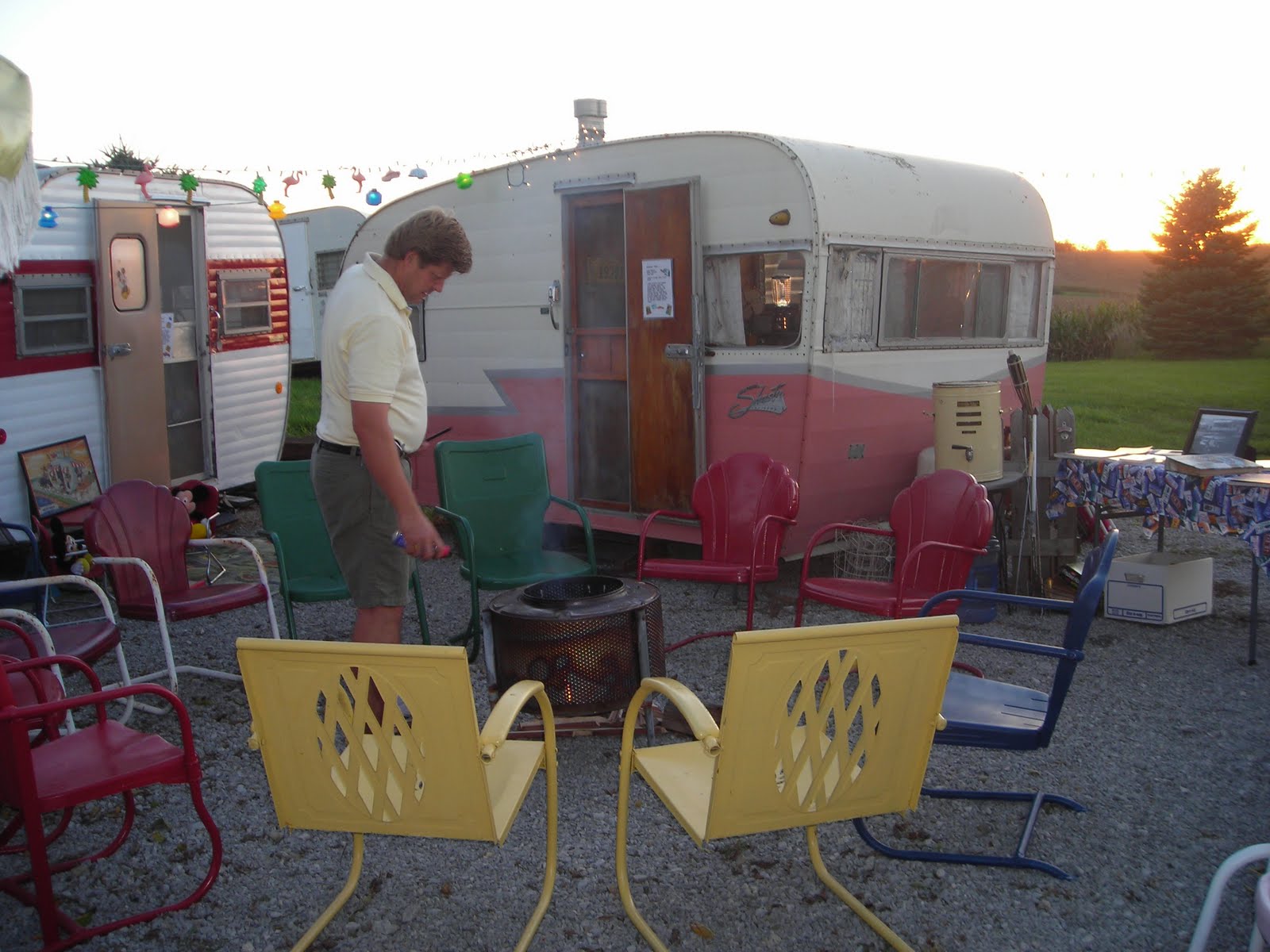 Nancy's Vintage Trailers: Planning for a Vintage Trailer Party...