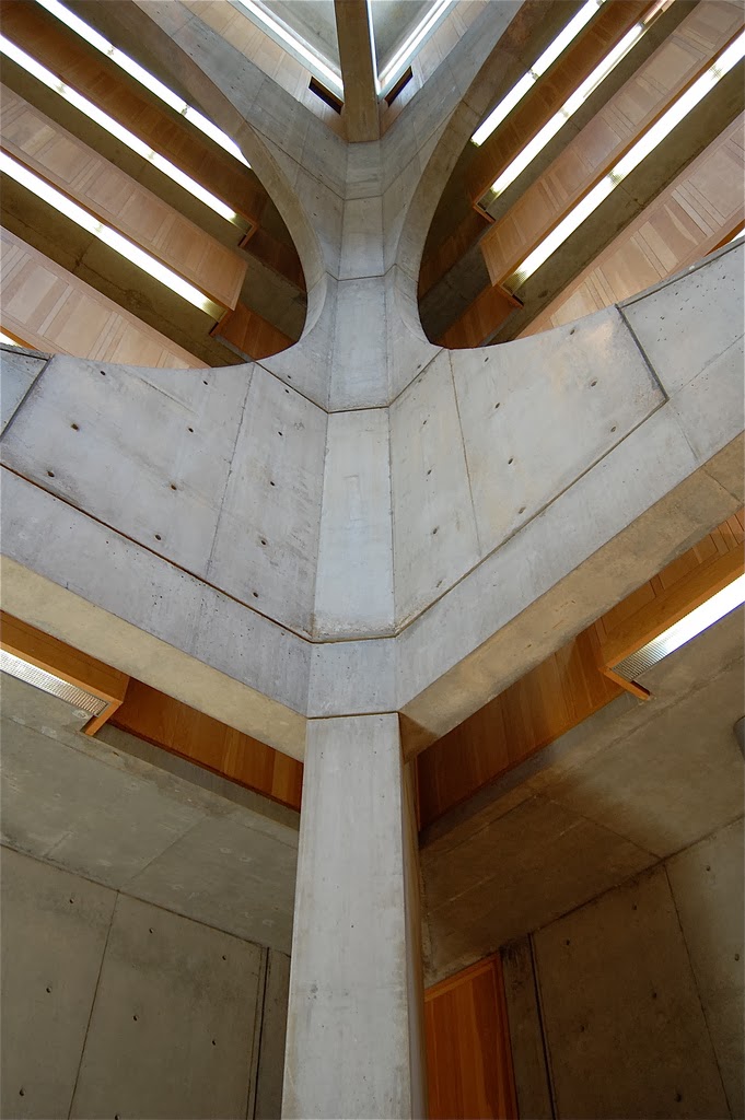 Architecture as Aesthetics: Exeter Library / Louis Kahn